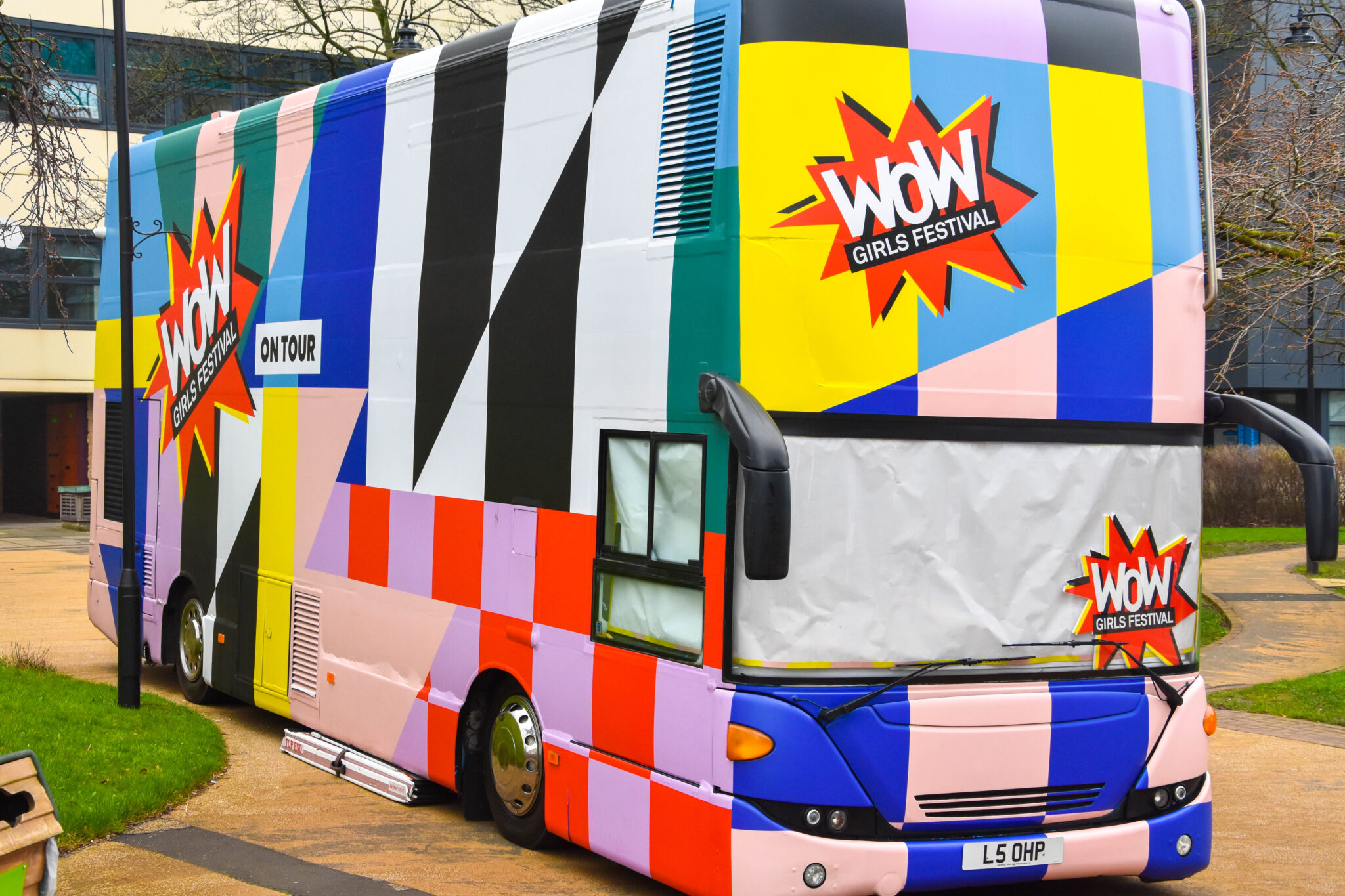 WOW Festival Bus arrives in Bradford - Bradford College